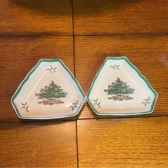 Spode | Holiday | Spode Christmas Tree Triangular Dish Set Of 2 | Poshmark